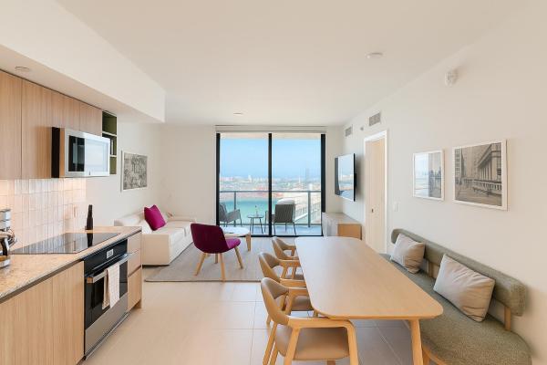 Luxury 3br Apt With Epic Biscayne Bay Views - Miami, FL