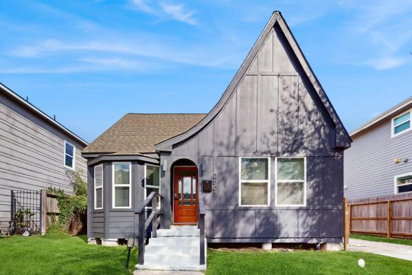 Cozy City Cottage - Houston, TX