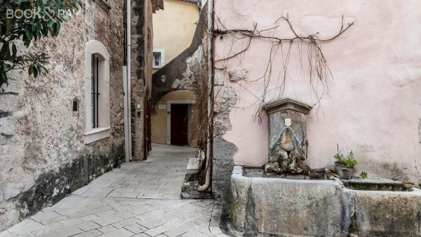 La Petite Maison De Villecroze - Villecroze