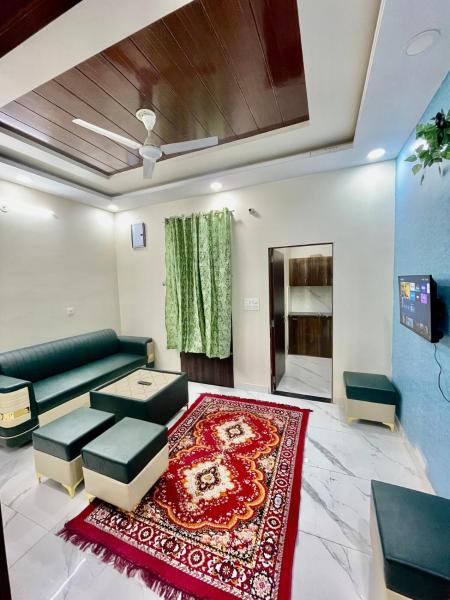 Zenroofs - Homely 2 Bhk Flat - Jaipur