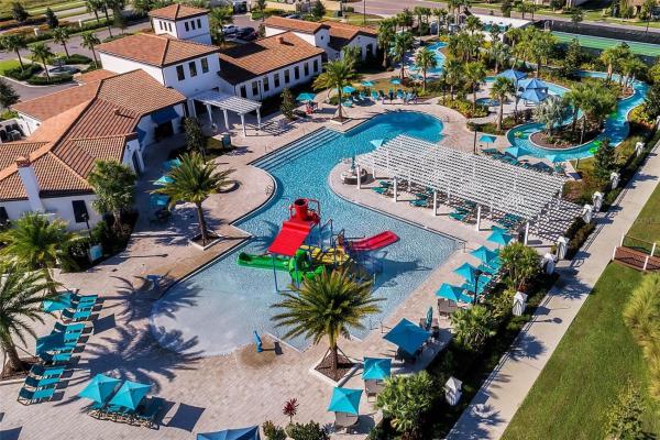 5br Lakefront Villa With Pool Near Disney - Four Corners, FL