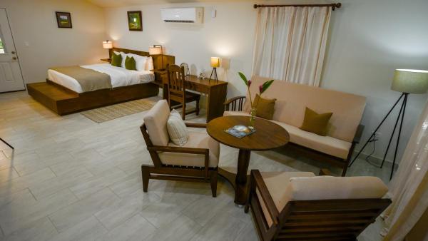 Roaring River Resort - Belize