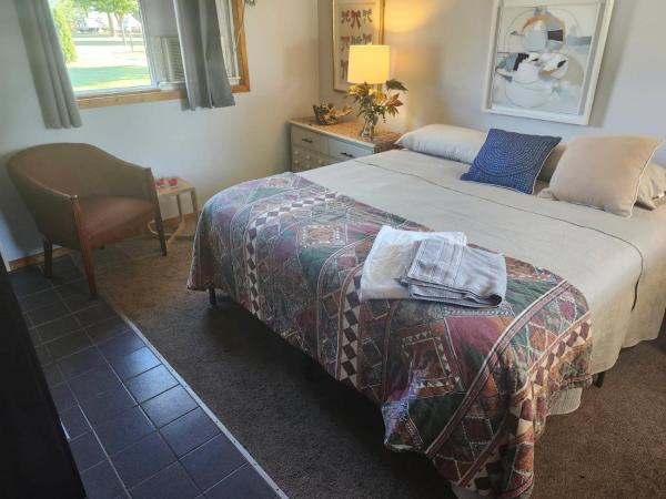 Lakeside Village Park Motel - Chatham-Kent
