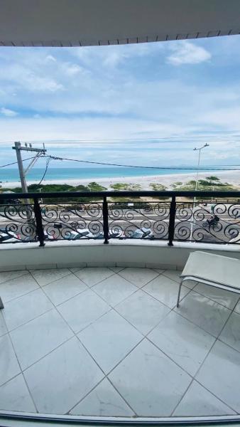 Oceanfront Apartment In Praia Grande - Arraial do Cabo