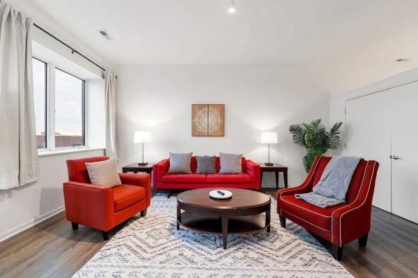 Spacious 3br Urban Getaway W Gym - Chicago