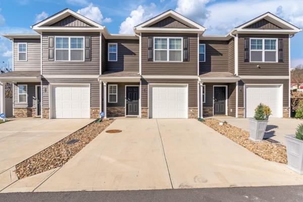 New 3br Raceday Retreat - Steps From Speedway - Bristol