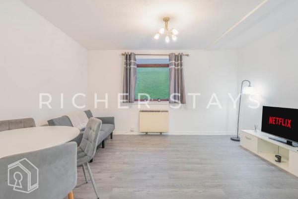Stylish 2 Bedroom Home In Reading - Reading