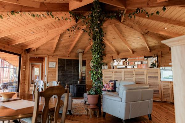 Sunrise Place - Above The Trees - Bicheno