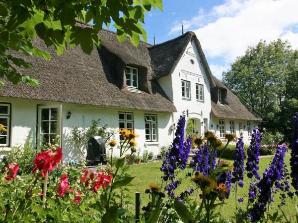 Holiday Apartment With 2 Bedrooms - Simonsberg