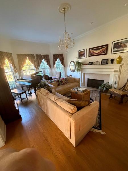 Exquisite Victorian - Illinois