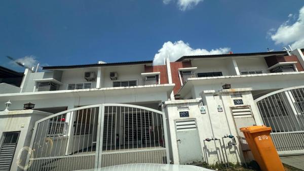 Saujana S2 Height Happy Guest House - Seremban