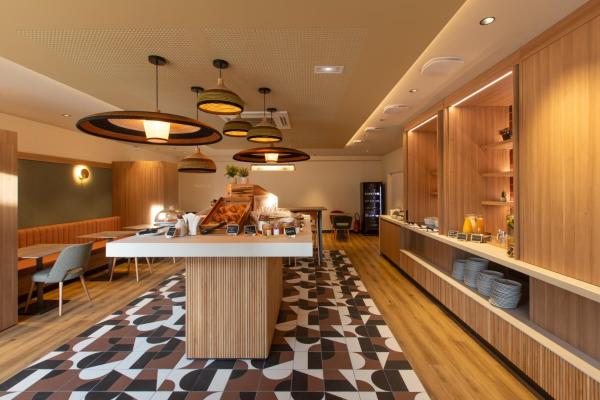 Campanile Reims Centre - Cathedrale - Cormontreuil