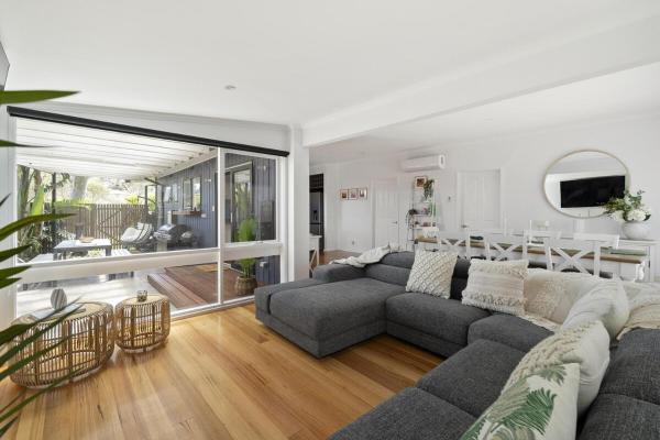 Ohana Hale, Safety Beach - Dromana