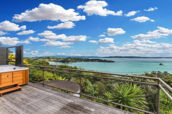 Sunset Sanctuary- Stay Waiheke - Waiheke Island