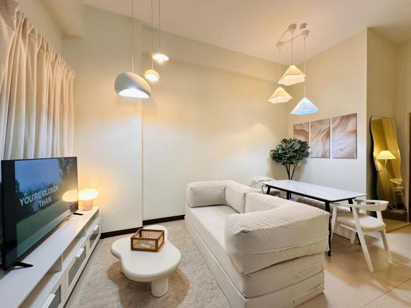 Cloud Cinema By Kozy Mood Near Bgc - Taguig