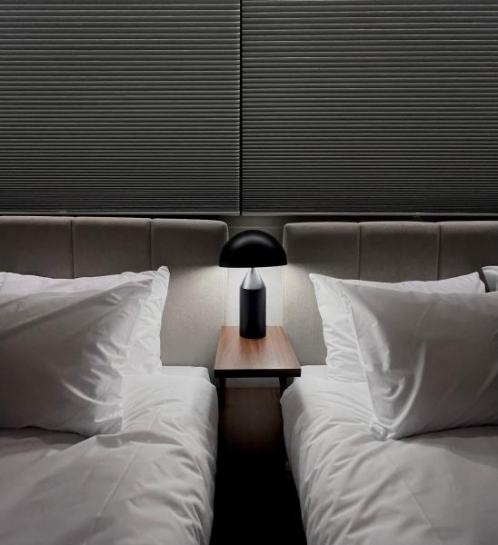 공항철도 Dmc 홍대 - Bucheon-si