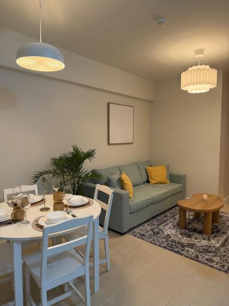 Stylish Cozy Nordic 2br Netflix & Free Parking - Bacoor