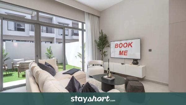 Stayshort - Classy 4-bedroom Villa With Spacious Balcony In Nad Al Sheba - Dubai