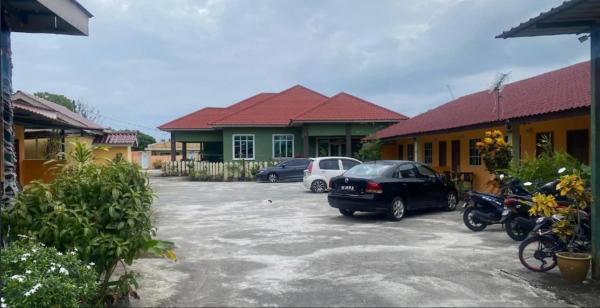 Tokman Inn - Pantai Cenang