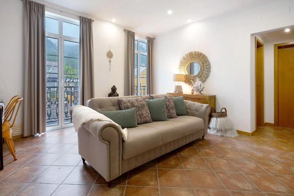 House Bali Furnas - Furnas