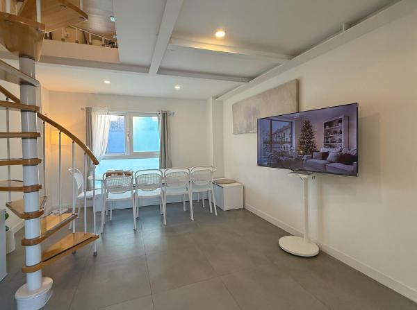 Hongdae Loft Apartment #3bd 2ba #Up To 16 Ppl #6min Walk From Hongdae Station - Seoul