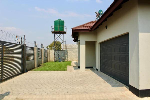 Loms Furnished Apartment - Luxurious Modern House Near Kki Airport - Lusaka