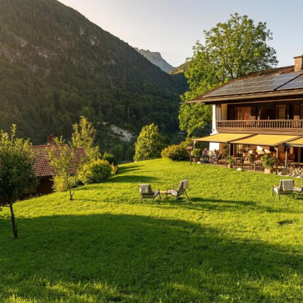 Hotel & Chalets Lampllehen - Berchtesgaden