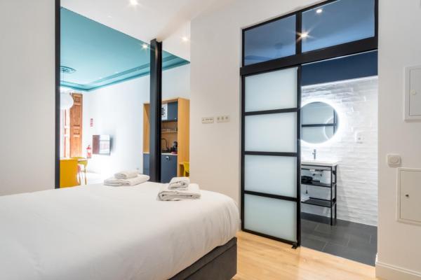 Siete Monos Apartments - Chueca - Museo Nacional del Prado