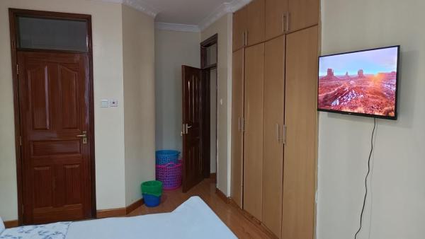 Chabaricourt Room B - Nairobi