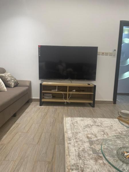 The Apartment Is Two Complete Rooms - Medina