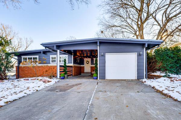 Spacious And Family Friendly! Lincoln Home Near Dtwn - Lincoln, NE