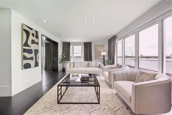 A Magnificent Modern Duplex With A Large Private Roof Terrace - Chelsea