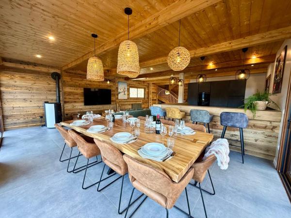 Le Refuge Des Cimes, Vue Panoramique ! - Les Angles