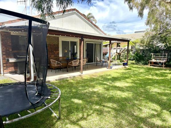 Secret Garden Cottage - Bargara