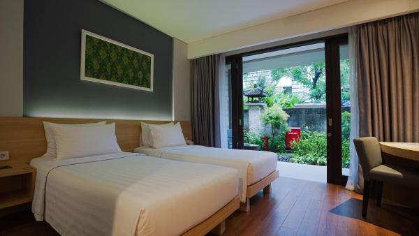 Grand Whiz Hotel Nusa Dua Bali - Bali