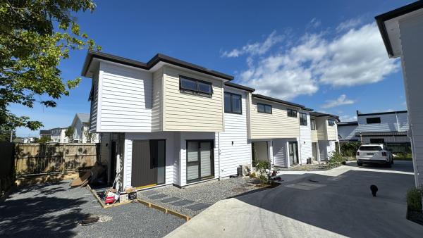Cosy & Contemporary Entire 3 Bedroom Airport Retreat - Auckland