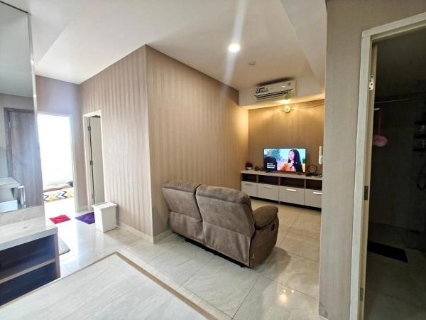 Stylish 3br Skandinavia Tangcity Apt Max 12 Guests - Jakarta