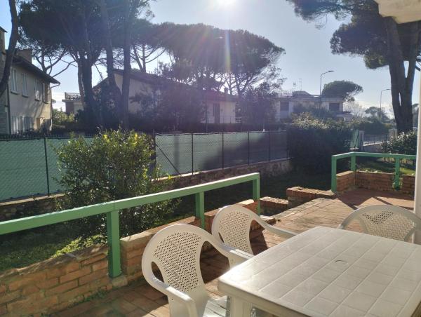 Villa Eusepia, Di Fronte Alla Spiaggia Di Tirrenia - Pisa