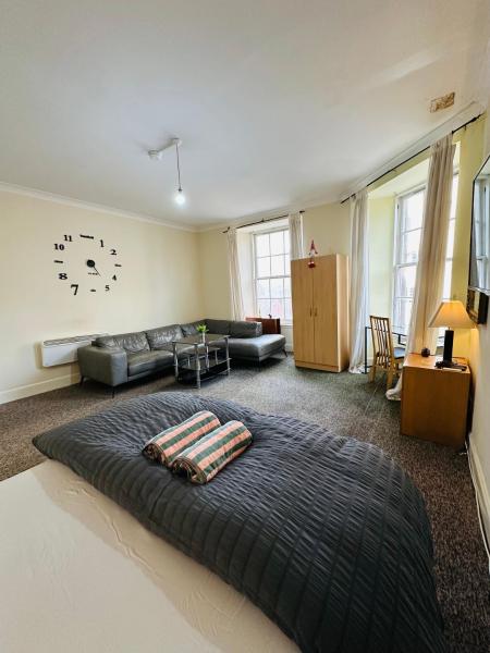 The Cozy Corner - East Kilbride