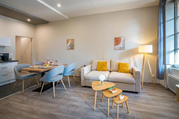 7 People Spacious Cozy 2-bedroom Downtown Montauban - Montauban