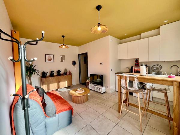 Gîte Avec Terrasse Et Parking Privé - Voiron