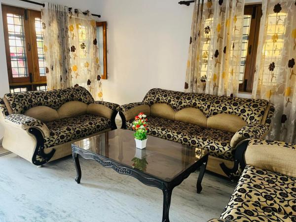 Dev Bhoomi Homestay - 2bhk Ground Floor In Dehradun - Dehradun