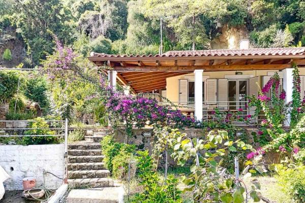 Demar Rooms & Apartments - Пиргос