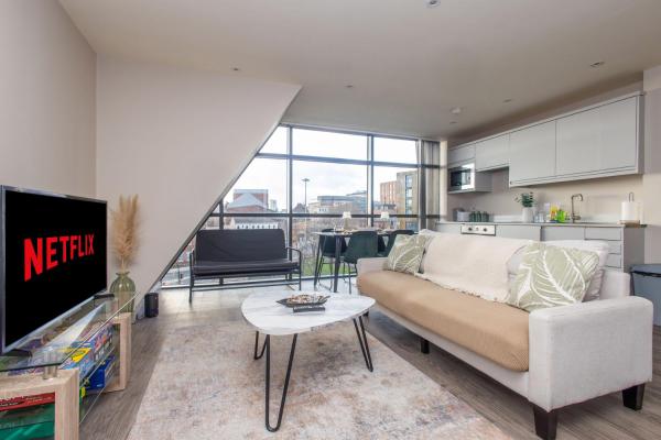 Luxury Leeds City Centre Apartment With Incredible View - 