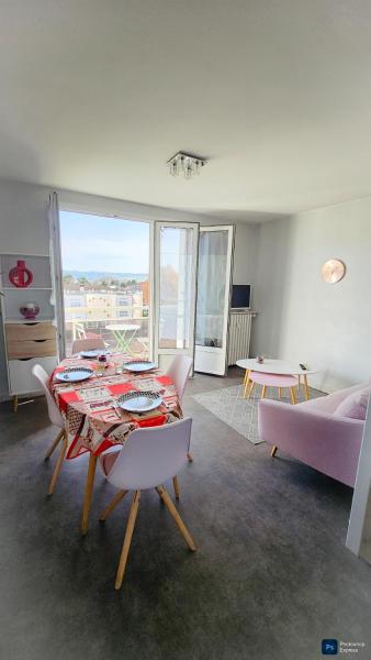 Appartement Calme, 2 Chambres, Balcon & Vue Dégagée - Aurillac