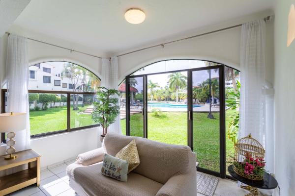 Amanecer En Laguna Atardecer En Playa Villa 12px - Isla Mujeres