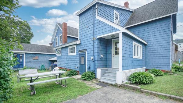 Holiday Cheer By The Sea Flower - Old Orchard Beach