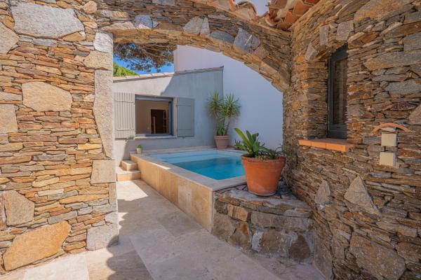 Villa Bernadette - Villa Climatisée Pour 10 Personnes Avec Piscine à Hyères-la Capte - Plage Notre Dame