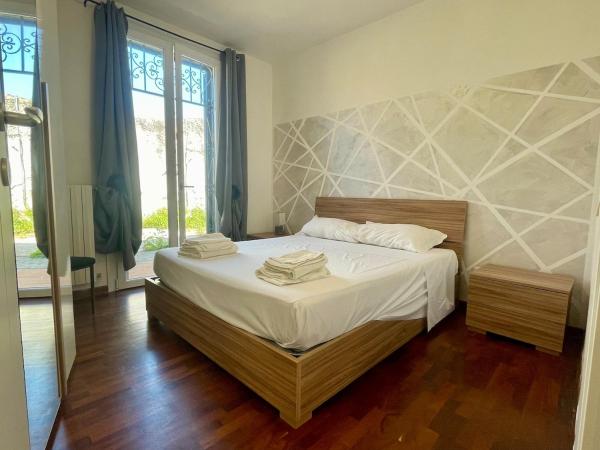 La Corte Urbana 48a Parking - Livourne