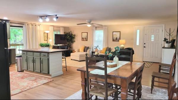 The Great Escape, Pet Friendly Black Mountain Bungalow W Fenced Yard - Black Mountain, NC